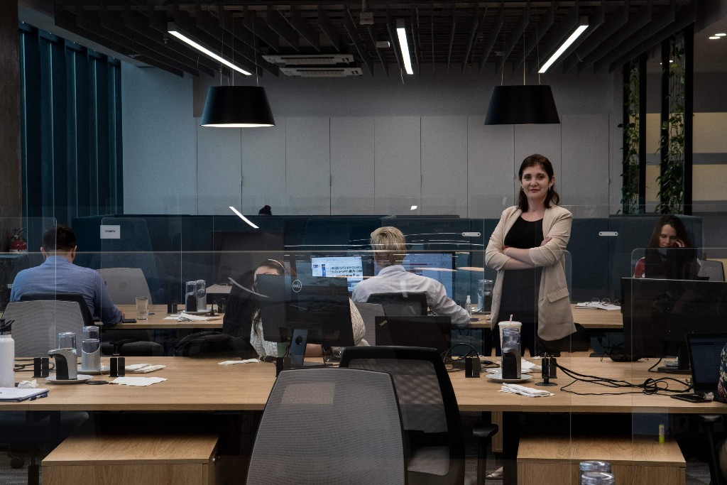 In the Contest Between Democracy and Autocracy, the US Must Step Up ...